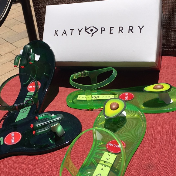 Katy Perry Collections | Shoes | Katy Perrys Jelly Beach Sandals Sale ...